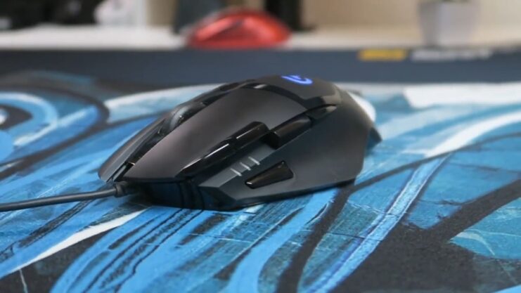 Logitech G402 Hyperion Fury FPS Gaming Mouse - 2024 Review