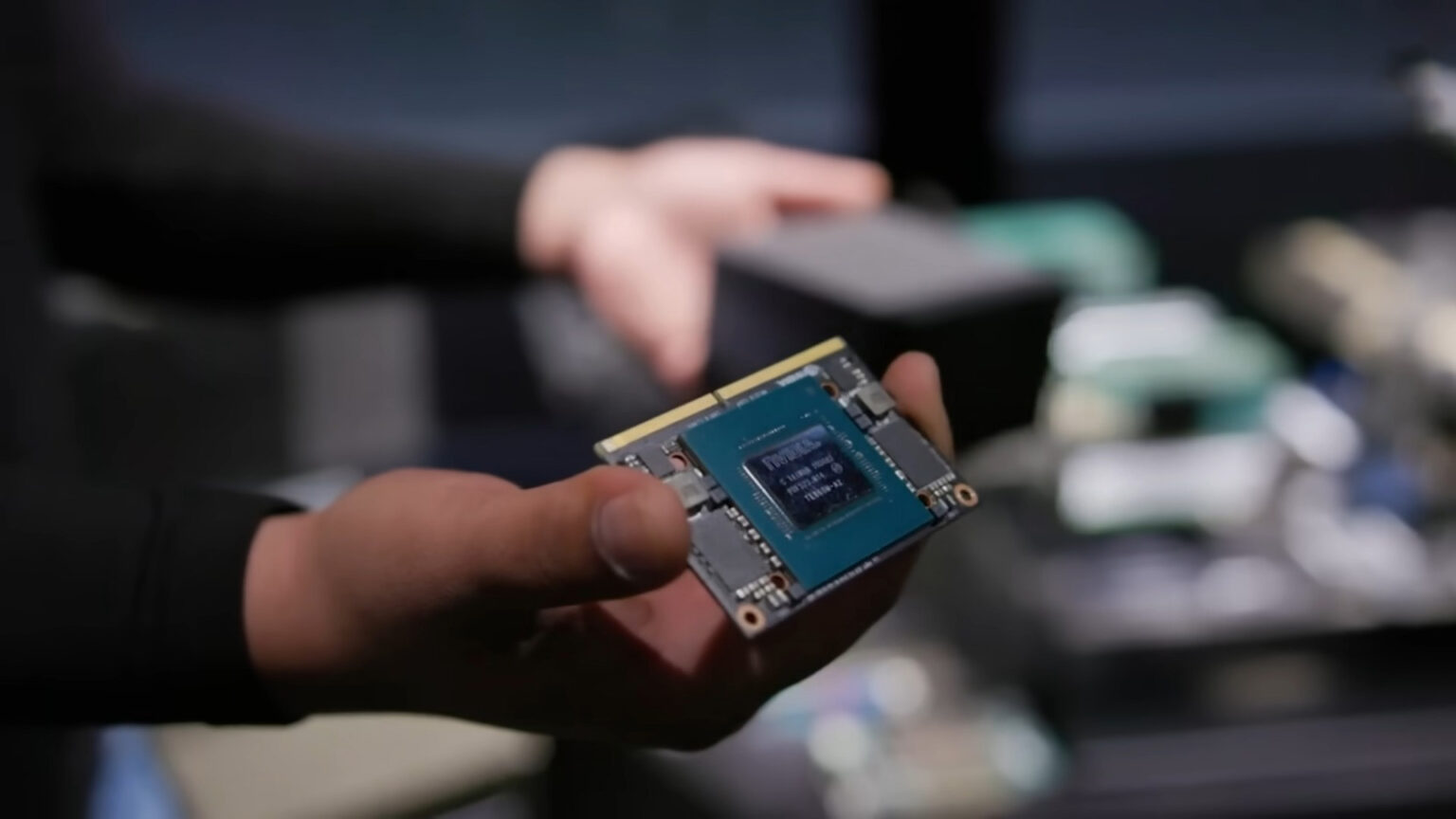 What is NVLink and How Does it Differ from SLI: NVIDIA's Powerhouses ...